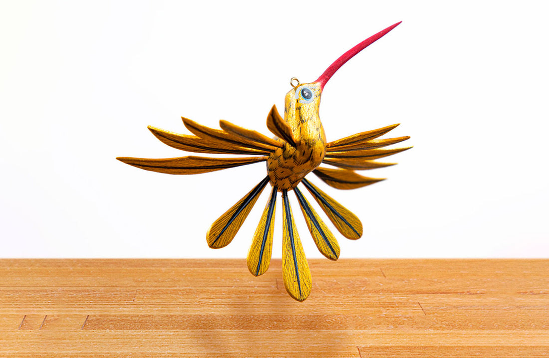 Alebrije colibrí dorado – Casa Mejicú